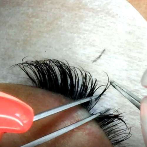 Extensions de Cils Lyon - Nadege Esthetique